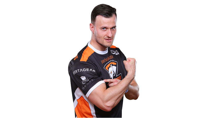 В Москве пройдет автограф-сессия игрока Virtus.pro Ярослава «Pashabiceps» Яжомбковски